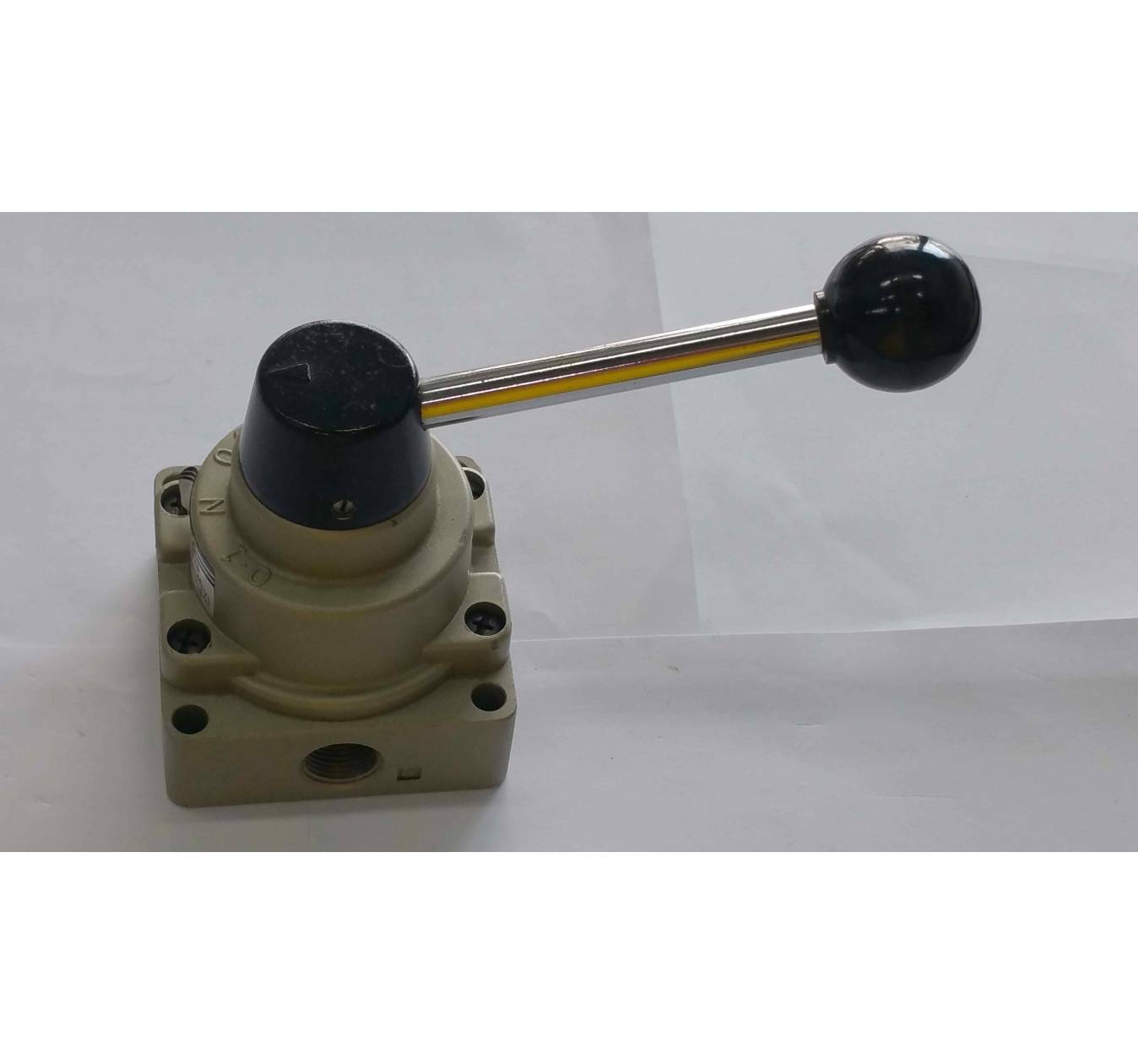 3 Position 4 Port Manually Turn Valve 1/2"